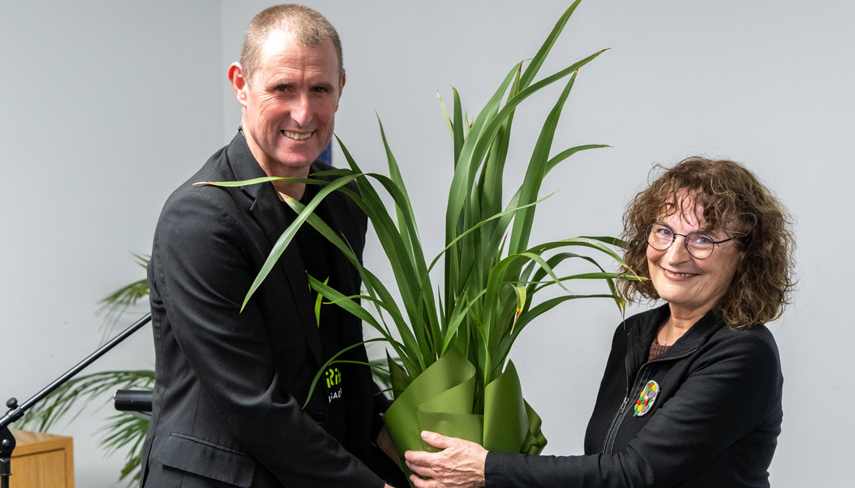 Te Awhi Rito New Zealand Reading Ambassador for children and young ...